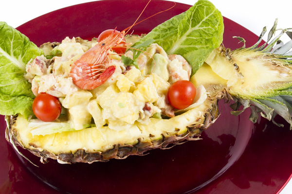 Piña rellena de marisco - Cetárea Tazones